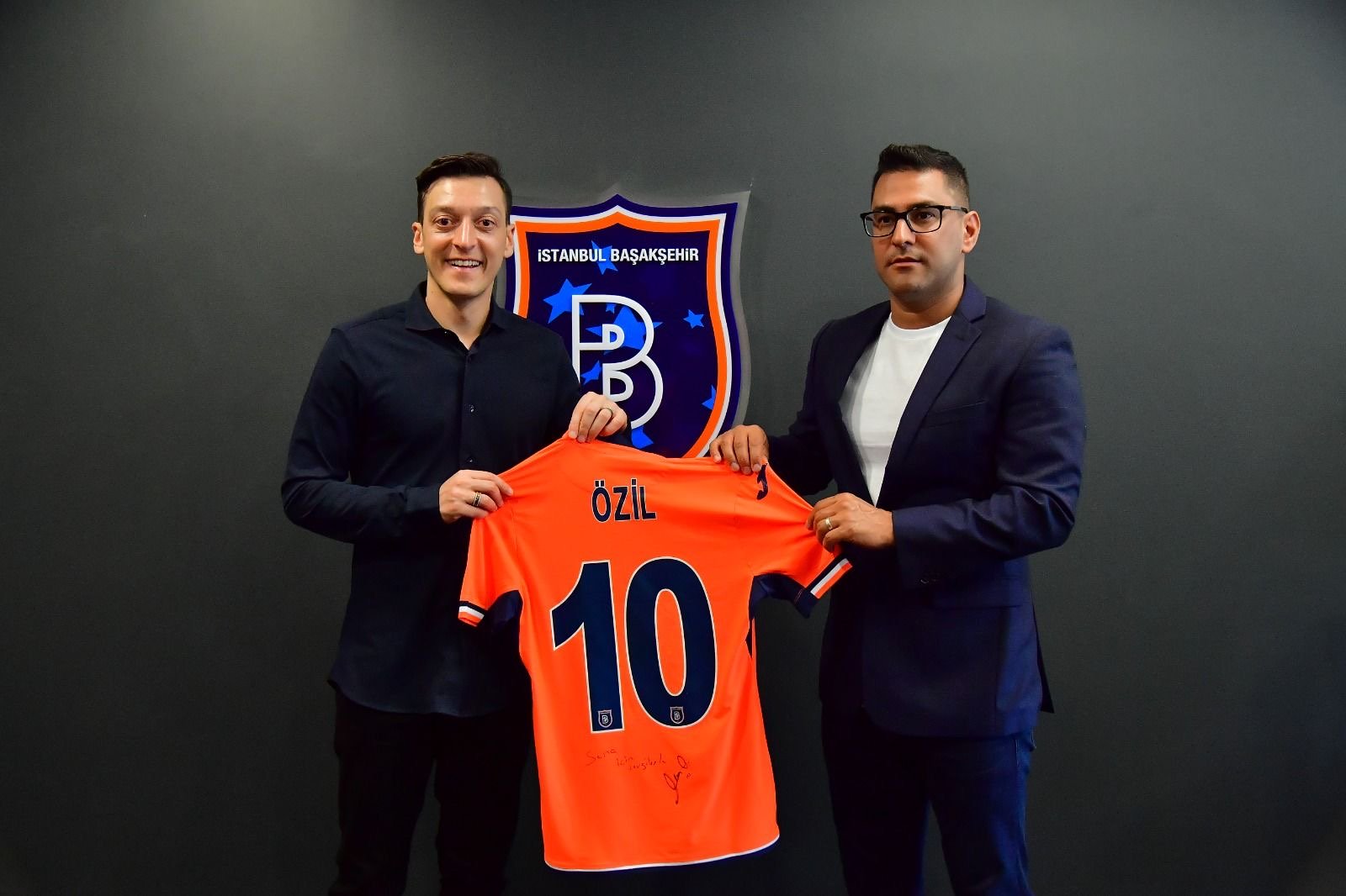 The Crucial Role of Football Agents